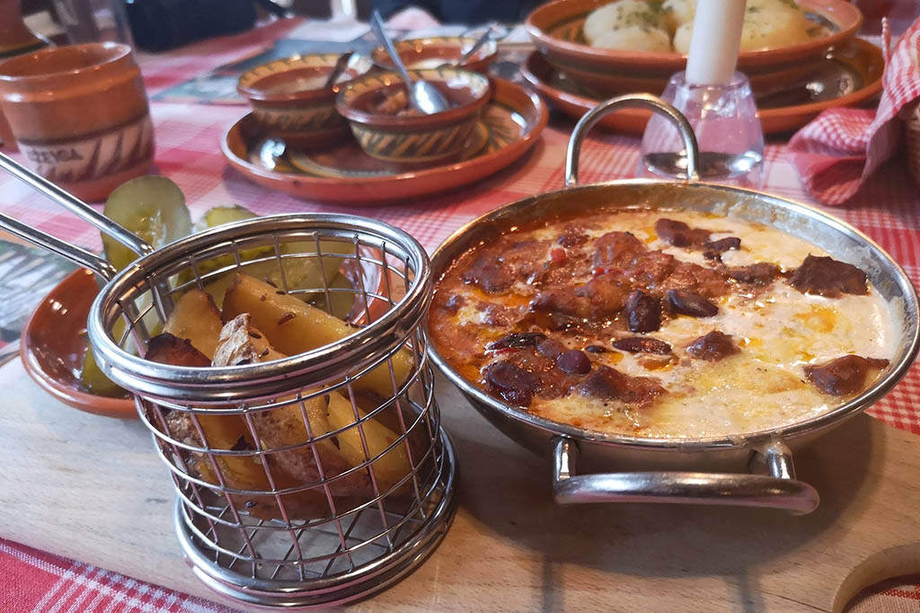 Lithuanian food and Vilnius restaurants: (2026 guide)